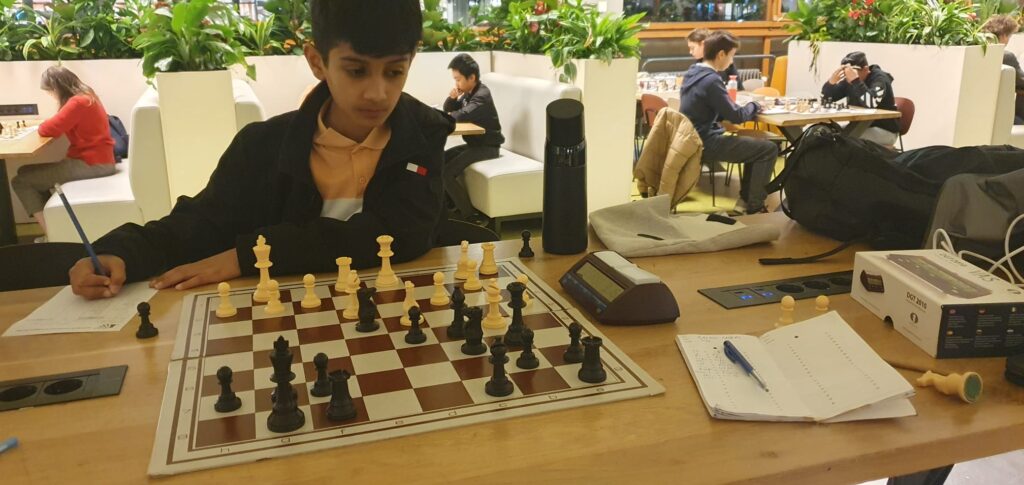 Raghav versus VAS – Vereenigd Amsterdamsch Schaakgenootschap